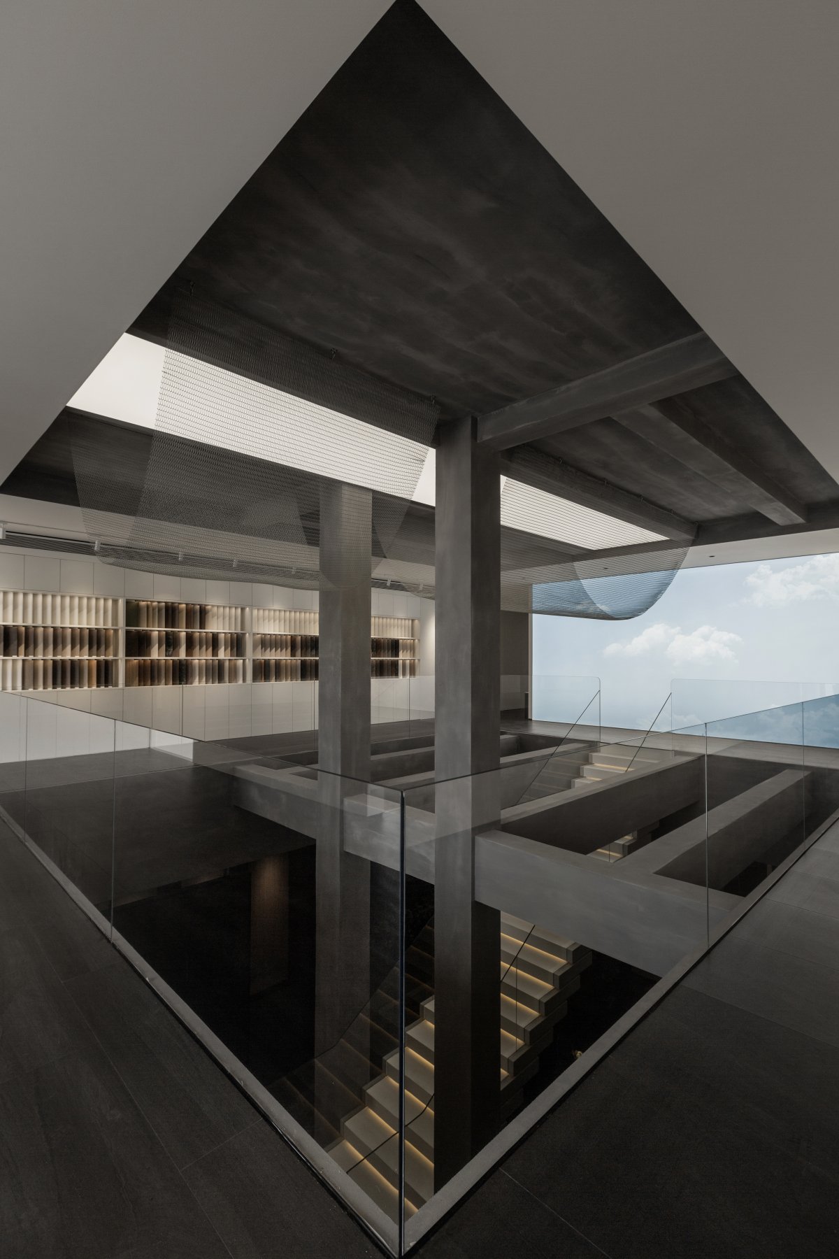 YINJISPACE - A.N.D Studio x The Cloud Life Exhibition Hall